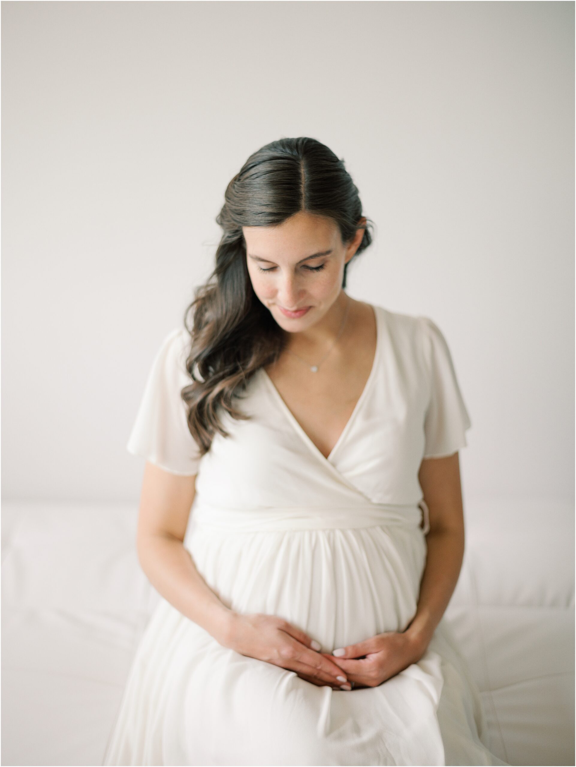 Timeless Maternity Photos | Northern Virginia Photography Studio